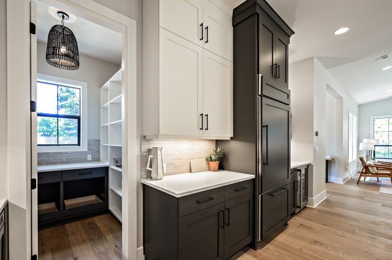 6455 Old Scholls Ferry Road — Renaissance Homes